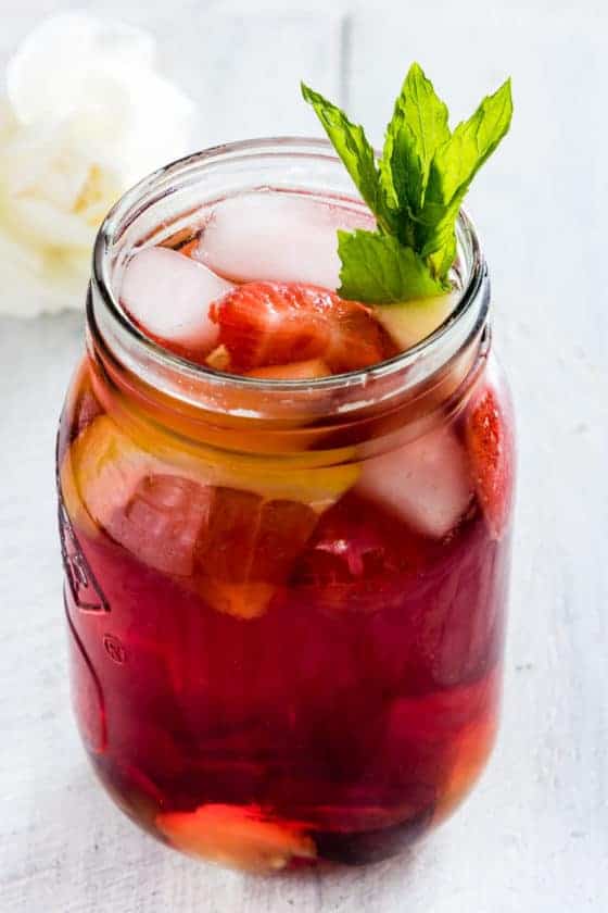 Non Alcoholic Sangria (Sangria Mocktail) - Recipes From A Pantry