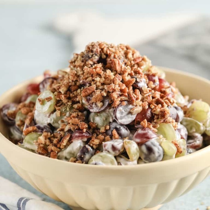 Easy Southern Grape Salad - Recipes From A Pantry