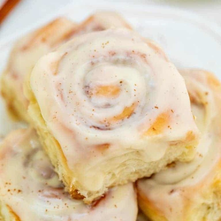 Instant Pot Cinnamon Rolls | Recipes From A Pantry