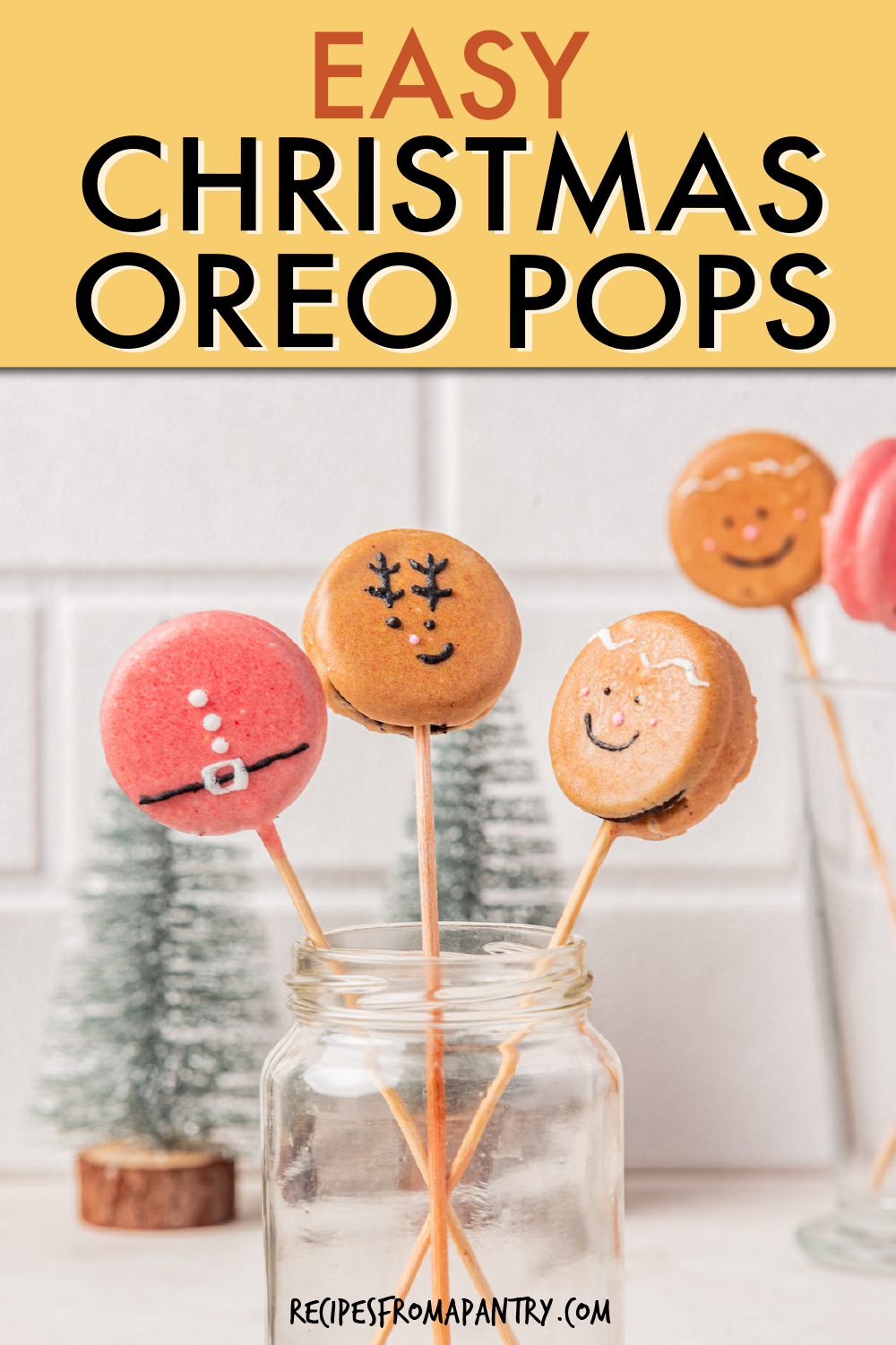Christmas Oreos Pops - Recipes From A Pantry
