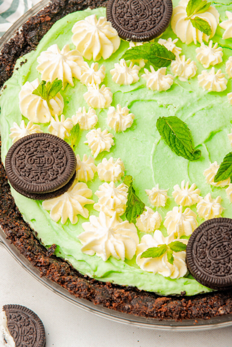Grasshopper Pie Recipe - Recipes From A Pantry
