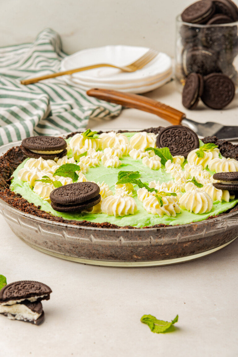 Grasshopper Pie Recipe - Recipes From A Pantry