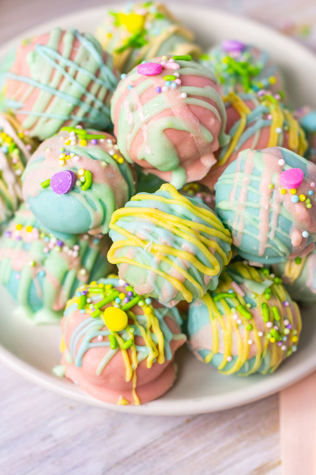 Easter Oreo Truffles - Recipes From A Pantry